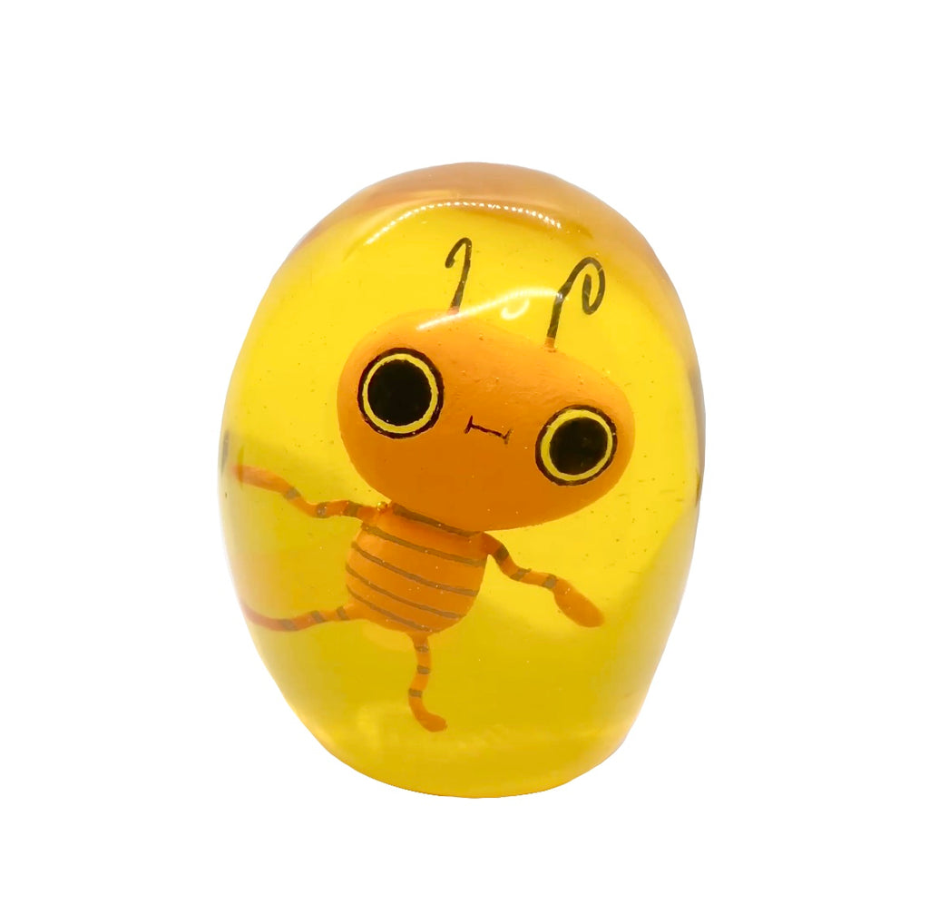 Bug in amber 3 – Sad Salesman